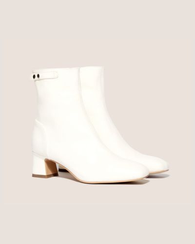 Wyn Boot in Vanilla Kid Leather – Gini & Albert